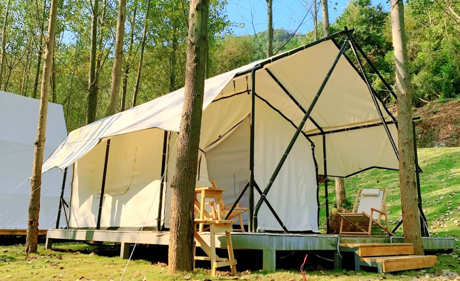 Safari Glamping Tent - Animal Park in the Glamping Site!