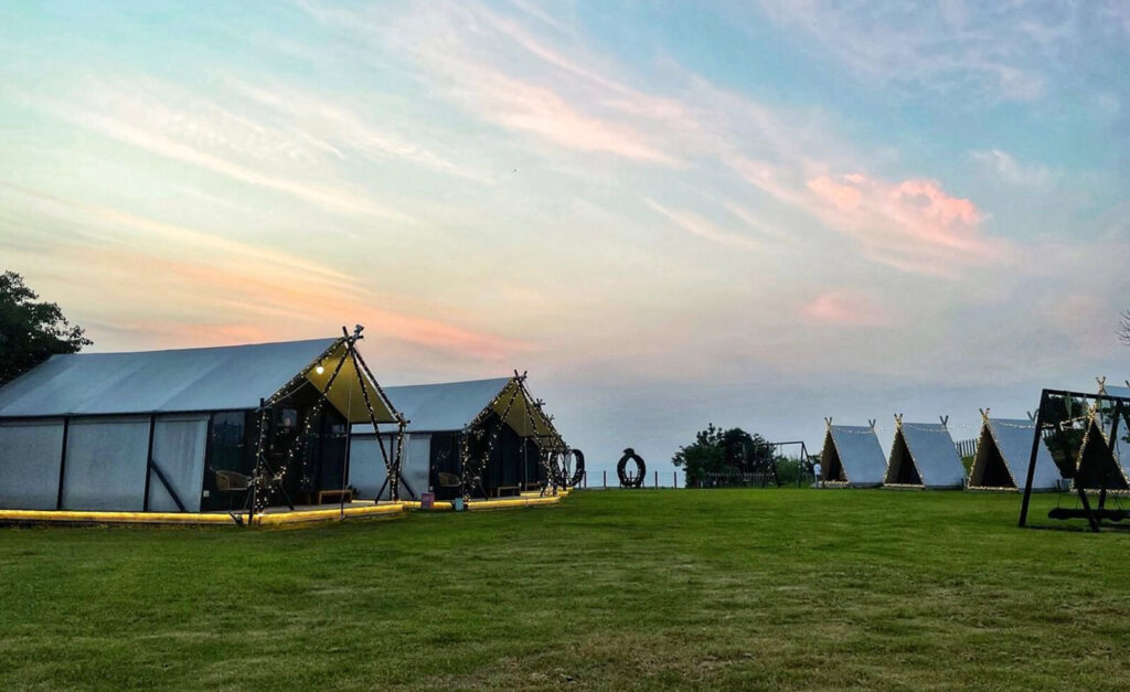 Outdoor Glamping Tents - Natural Life and Wonderful Staying!